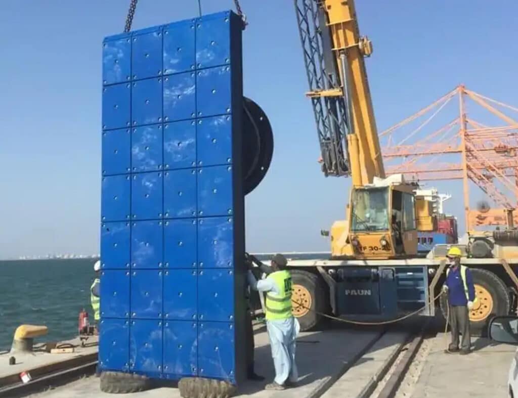 CONE FENDER SYSTEMS FOR JUBAIL CONTAINER TERMINAL - Amf Marine